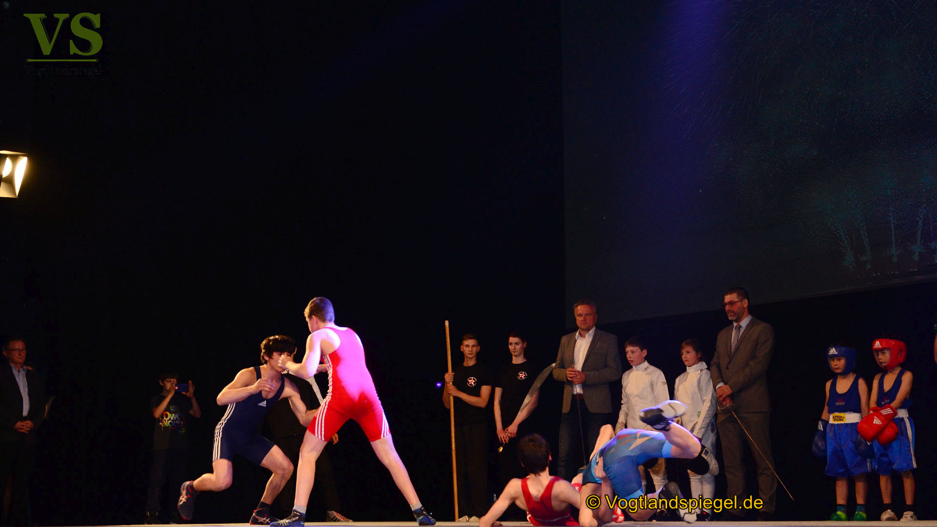 Die 1. Männermannschaft und Lucas Hanke wurden beim Ball des Sports für ...